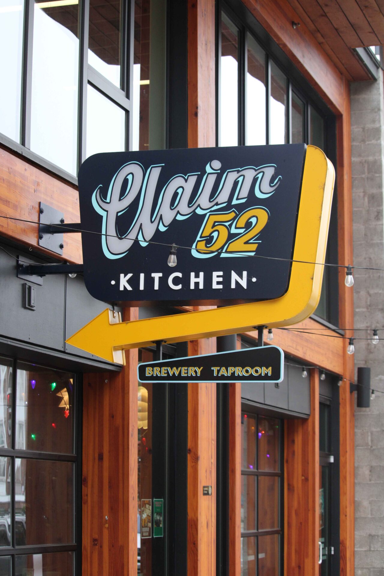 Markets We Serve: Food & Beverage - Image King Signs